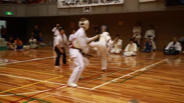 27 Чемпионат Японии по Косики каратэ. Сентябрь 2013. Сергей Прунцев. Личка. 1 бой.
