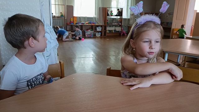 Царевна Несмеяна в детском саду.