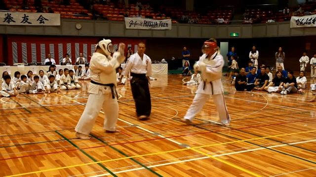27 Чемпионат Японии по Косики каратэ. Сентябрь 2013. Команда. Гневушев Дмитрий. 4 бой.