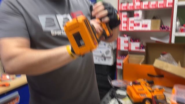 Набор аккумуляторного инструмента INGCO COSLI241292