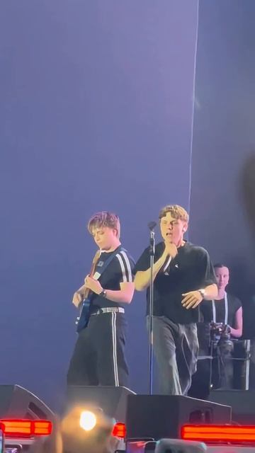 ЛЕТО В МОСКВЕ, ОНО ТАКОЕ))#кудасходить#ванядмитриенко#концерт#музыка#отдых#чтопосмотреть#психология