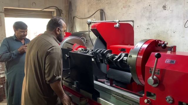 Процесс механической обработки и восстановления коленчатого вала.