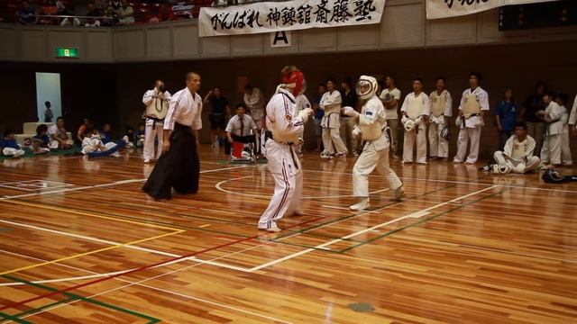 27 Чемпионат Японии по Косики каратэ. Сентябрь 2013. Гневушев Дмитрий. Личка. 1 бой.