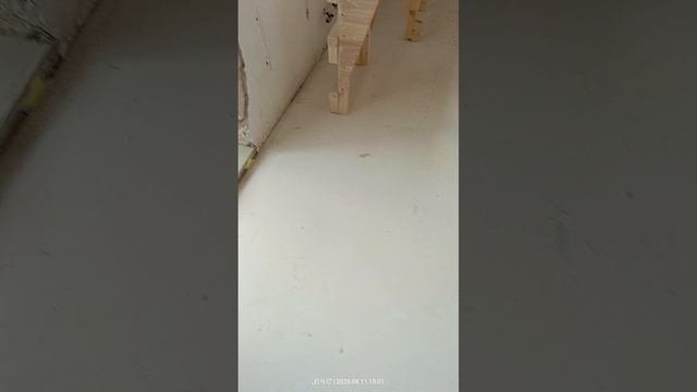 Выравниваем пол универсальной смесью ремонт под ключ