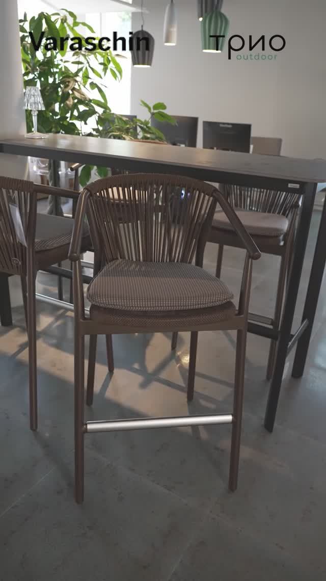 Барный стул Emma Cross от Varaschin