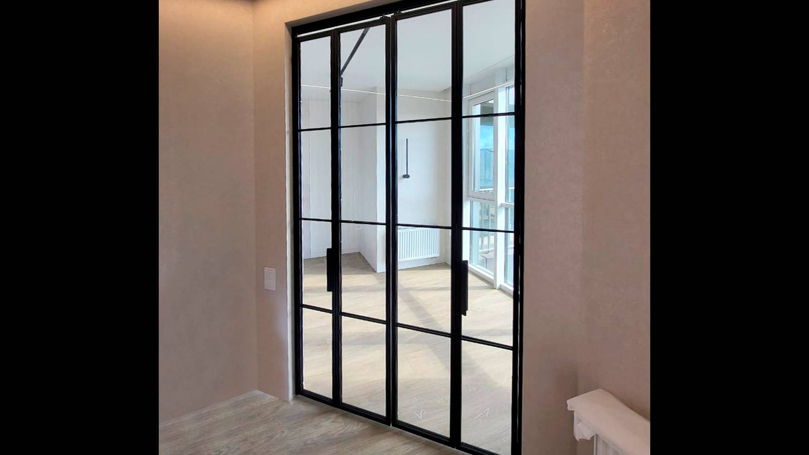 Стеклянная перегородка-гармошка