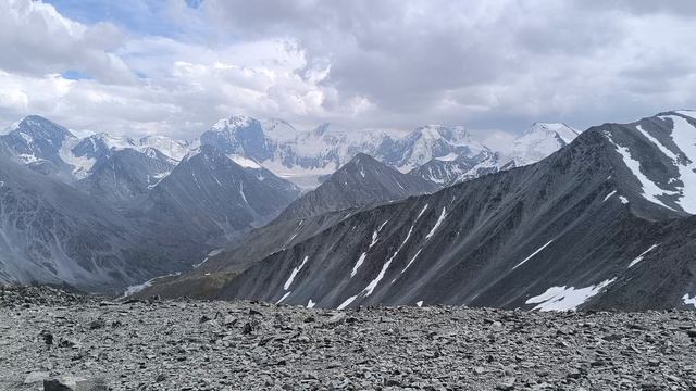 На вершине Кара-Тюрека