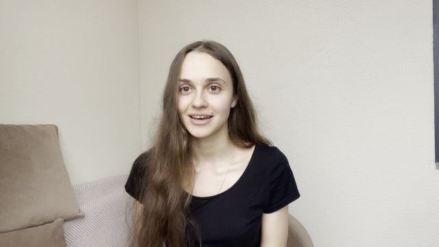 Вольская Милана.  Визитка.