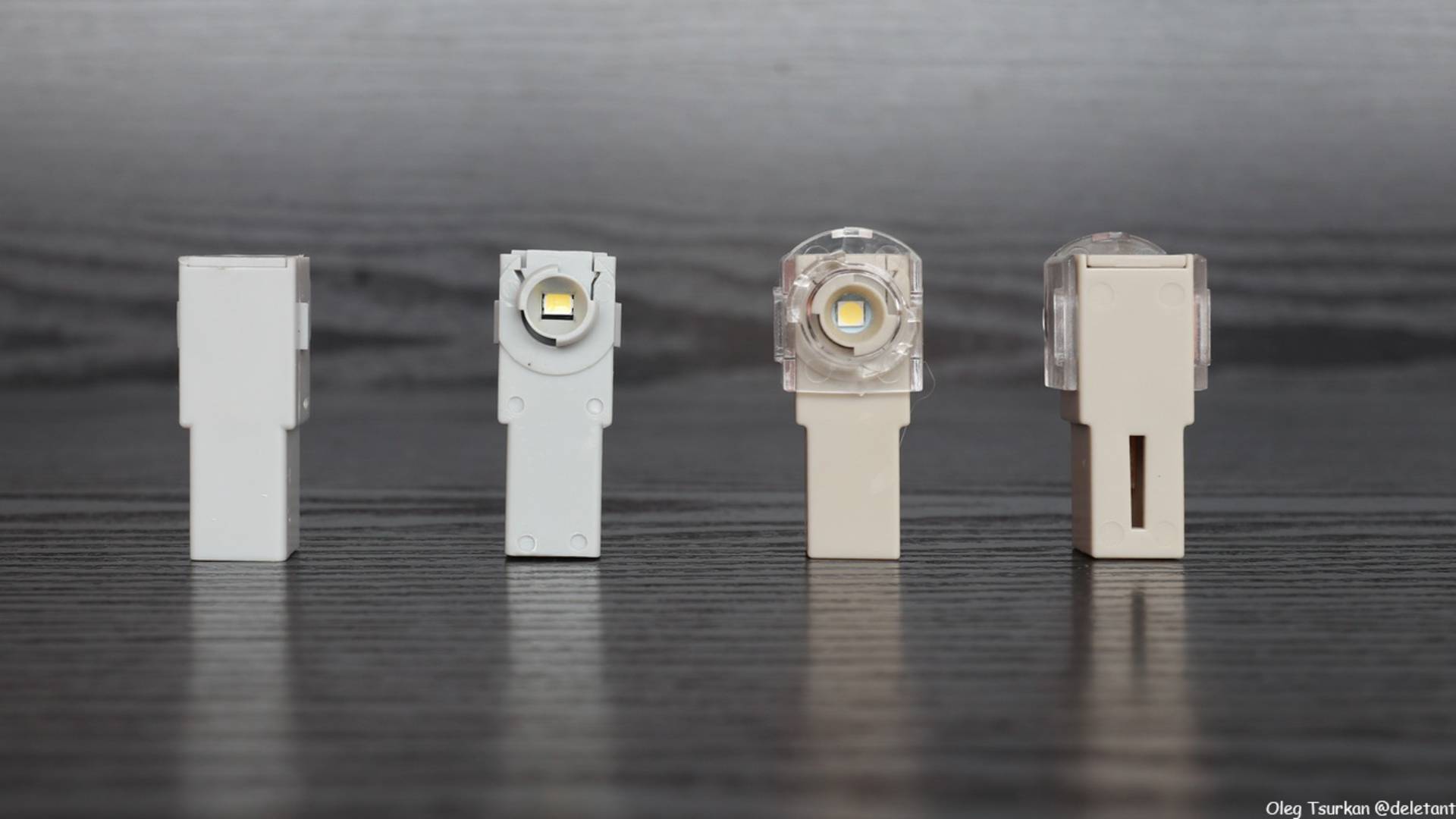 Подсветка зоны ног на TOYOTA RAV4 китайская сборка.