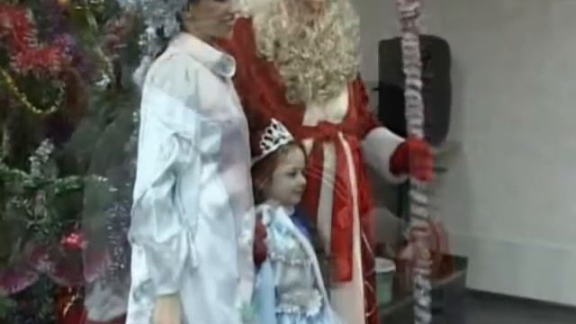 2013 12 27 НГ 1-б класс в Школе18 фото