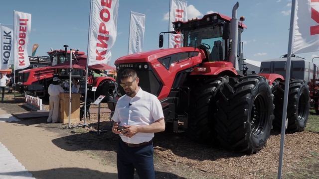 Энергонасыщенные тракторы Кировец К-7 и К-5 на Всероссийском Дне поля - 2025