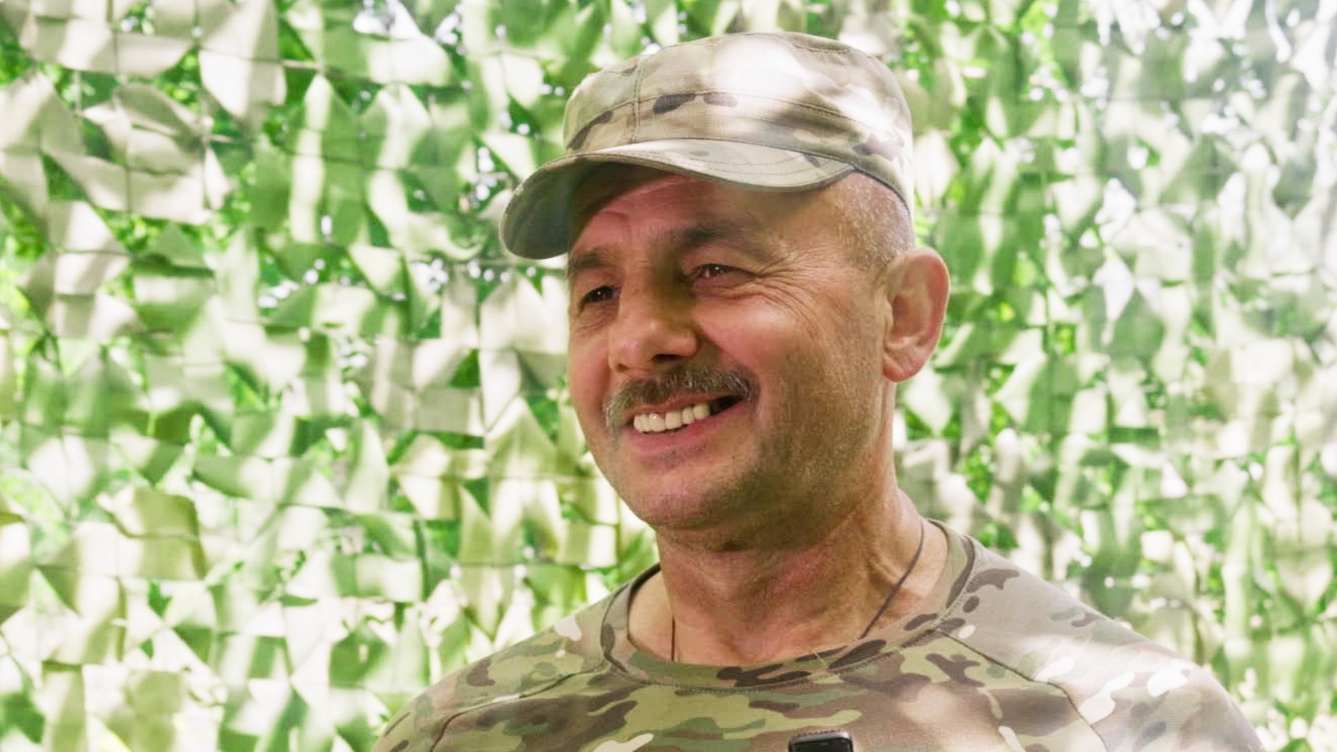 "МЫ ТОГДА ПОБЕДИМ, КОГДА СТАНЕМ ЖИТЬ ДЛЯ НАШЕЙ ЗЕМЛИ" - доброволец с позывным "Сотник"