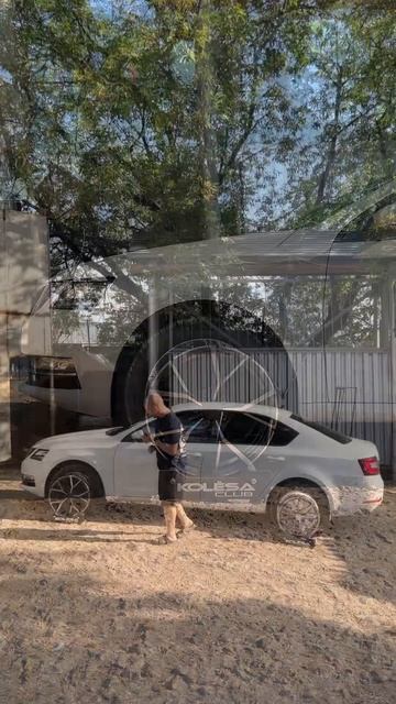 Skoda Octavia на примерке дисков в 17-ом диаметре