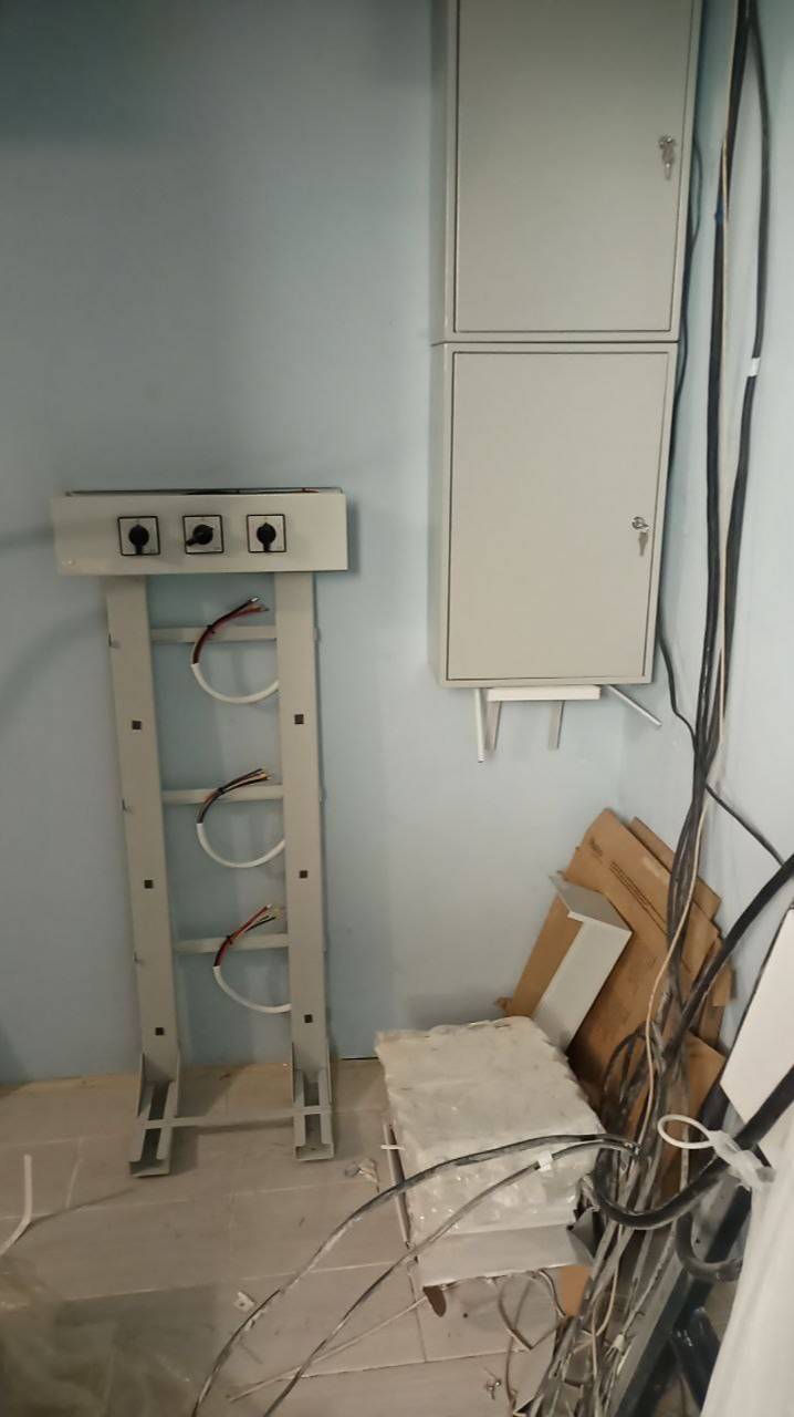 Сборка, монтаж и подключение стабилизатора 15кВт 3 фазы