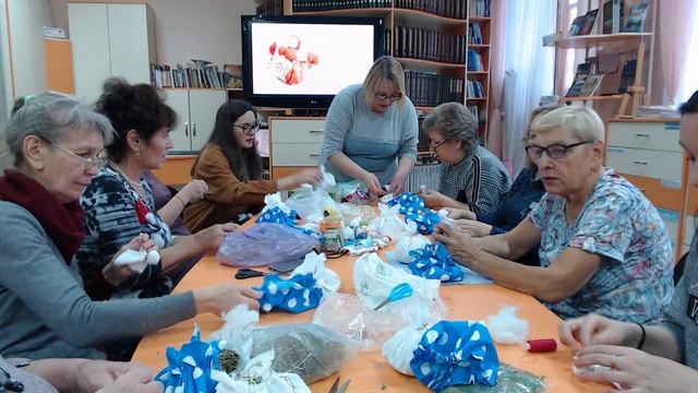 Юношеская библиотека. Мастер-класс Кукла-оберег