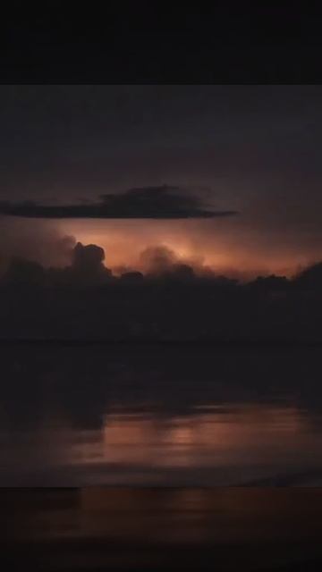 Молнии Кататумбо — это одно из самых удивительных природных явлений на Земле.