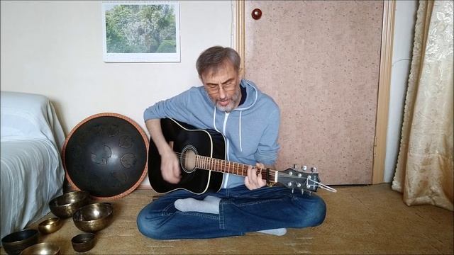 "Сознание мухи и пчелы". Авторскую песню исполняют Ирина и Станислав Раскошанские