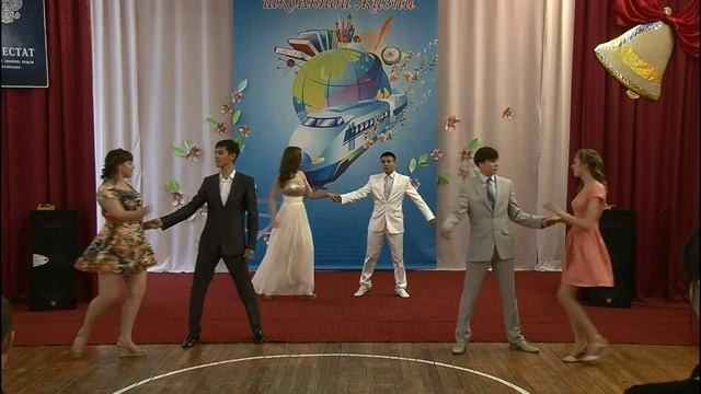 Завораживающий Вальс на выпускном!!!