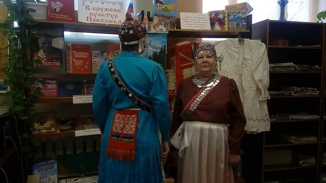 Участницы ансамбля "Шанчак" о чувашском костюме