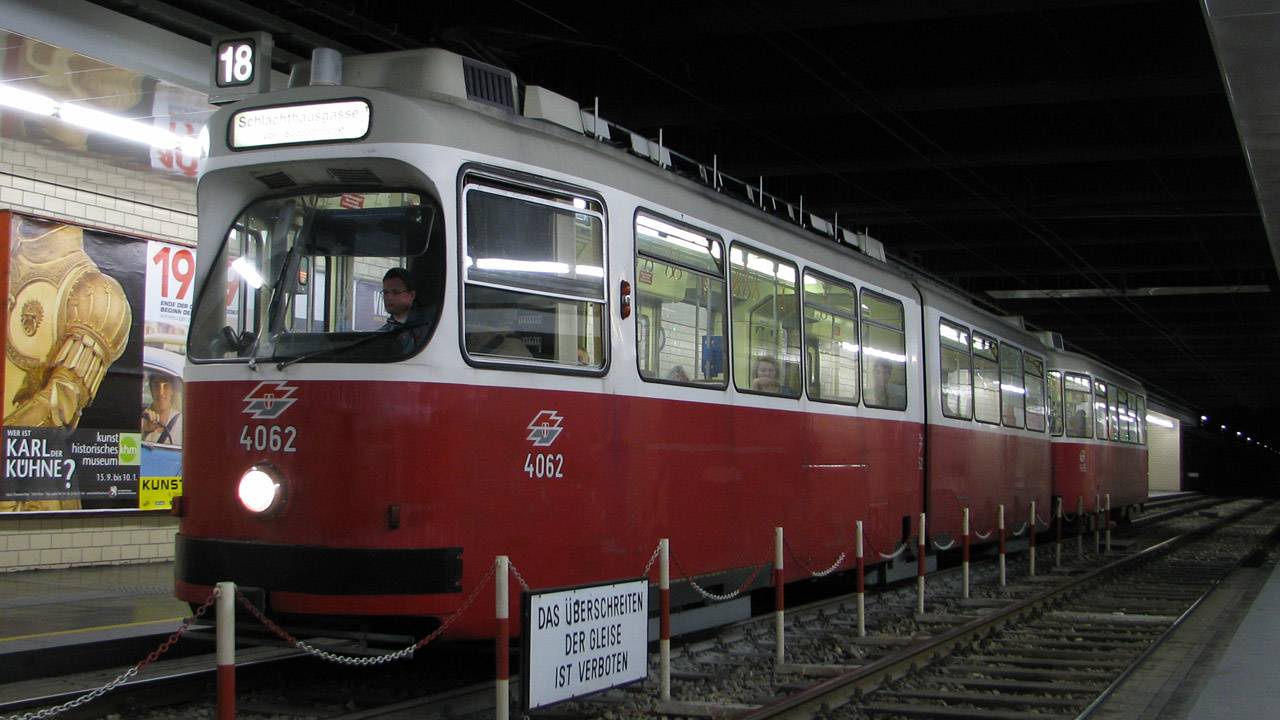 Венский трамвай под землёй (2009)