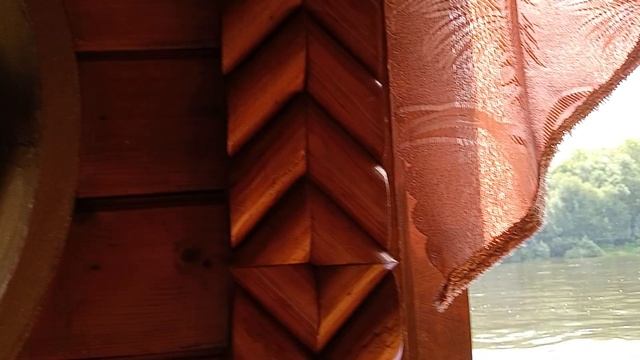 Рязань.Прогулка на теплоходе с пристани Рязанского Кремля по реке Ока.В жаркий день комфортно в баре