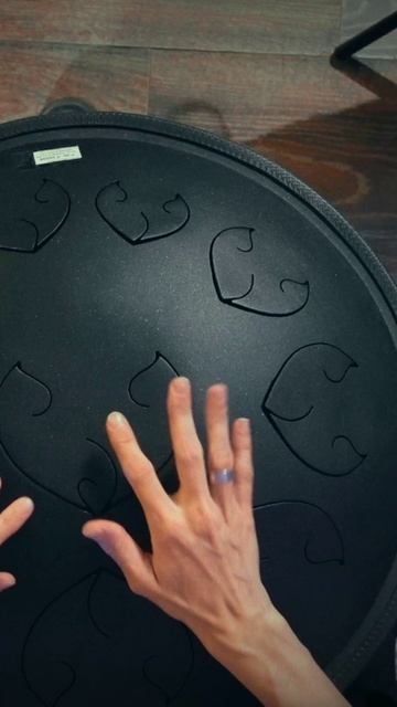 Каа Тон Акебоно Ми. Язычковый барабан