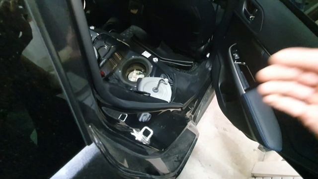 Subaru Levorg Установка Бинар 5s