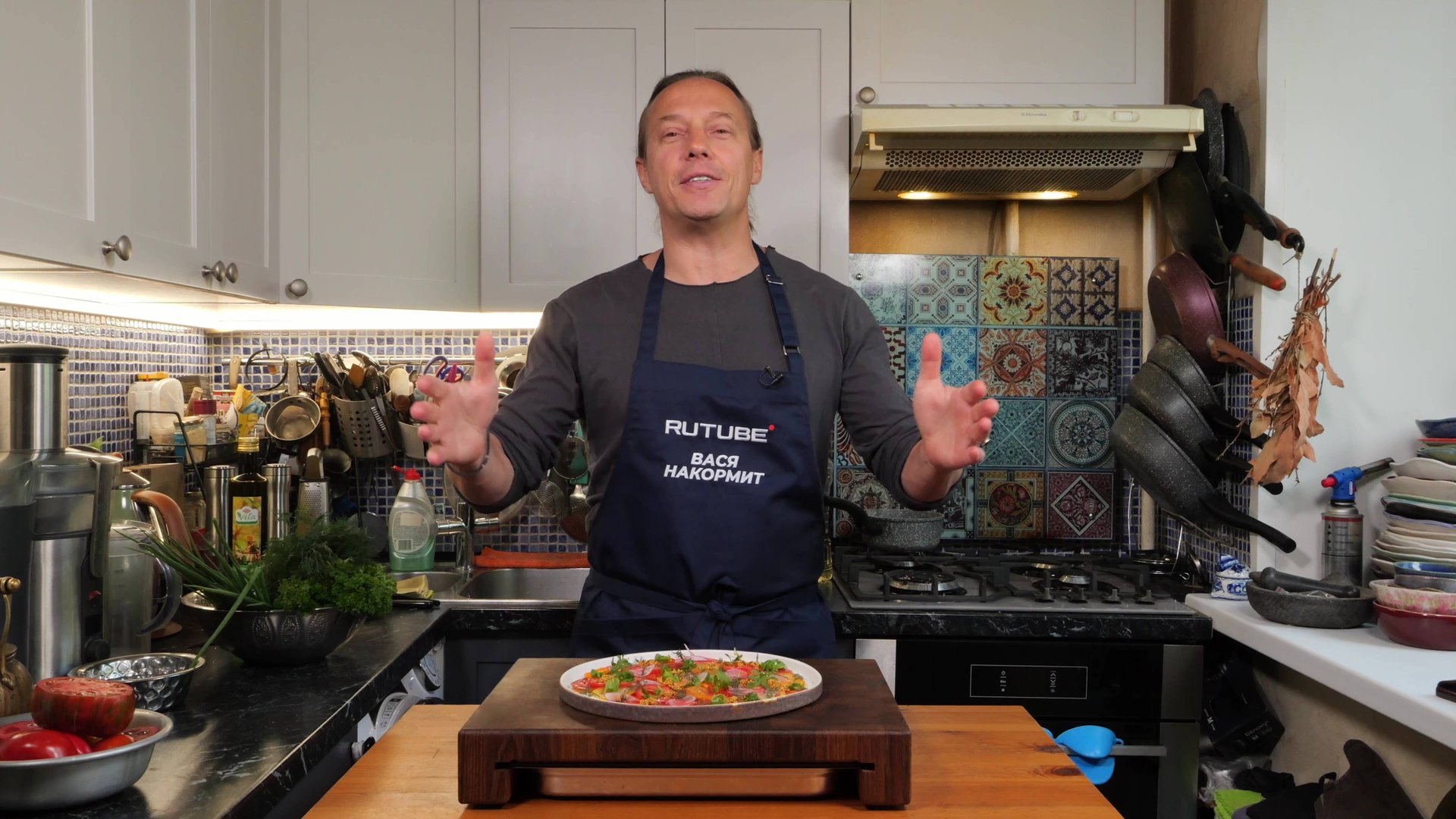 Карпаччо из разноцветных томатов