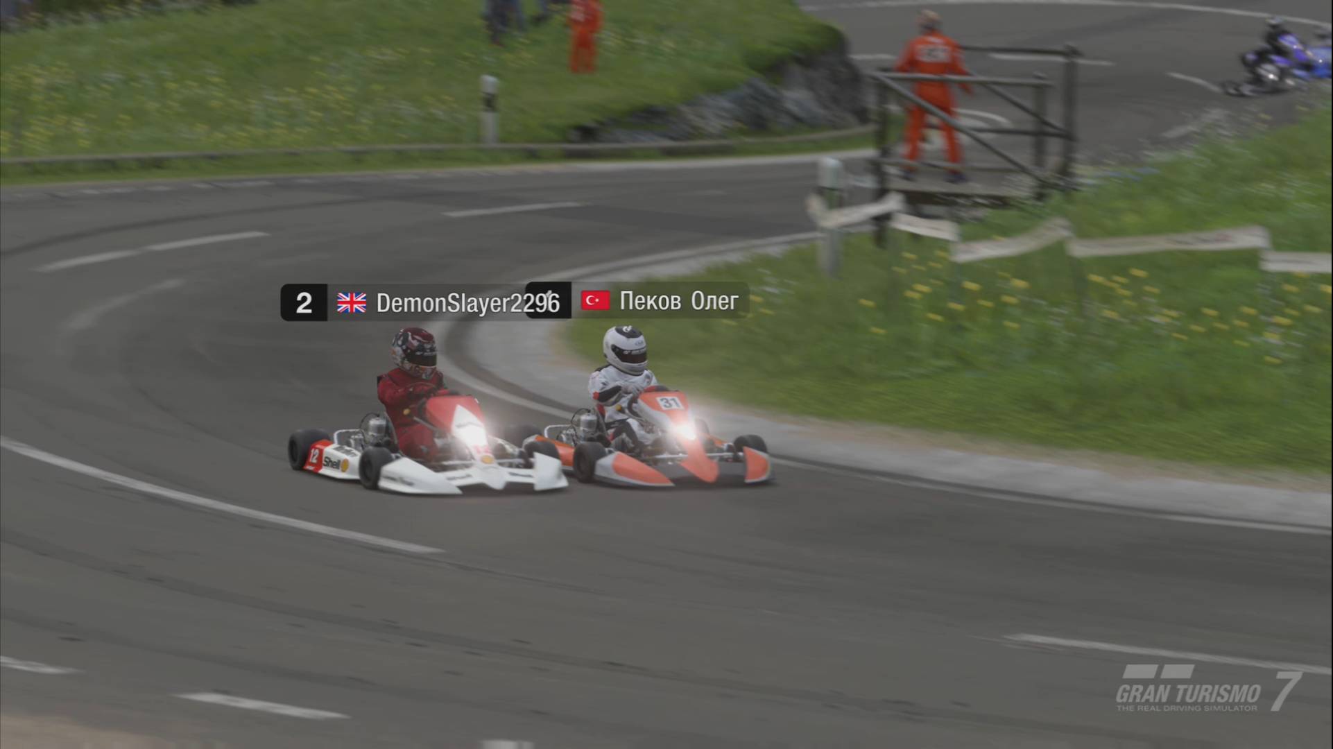 Gran Turismo™ 7 Колесо в колесо группа D