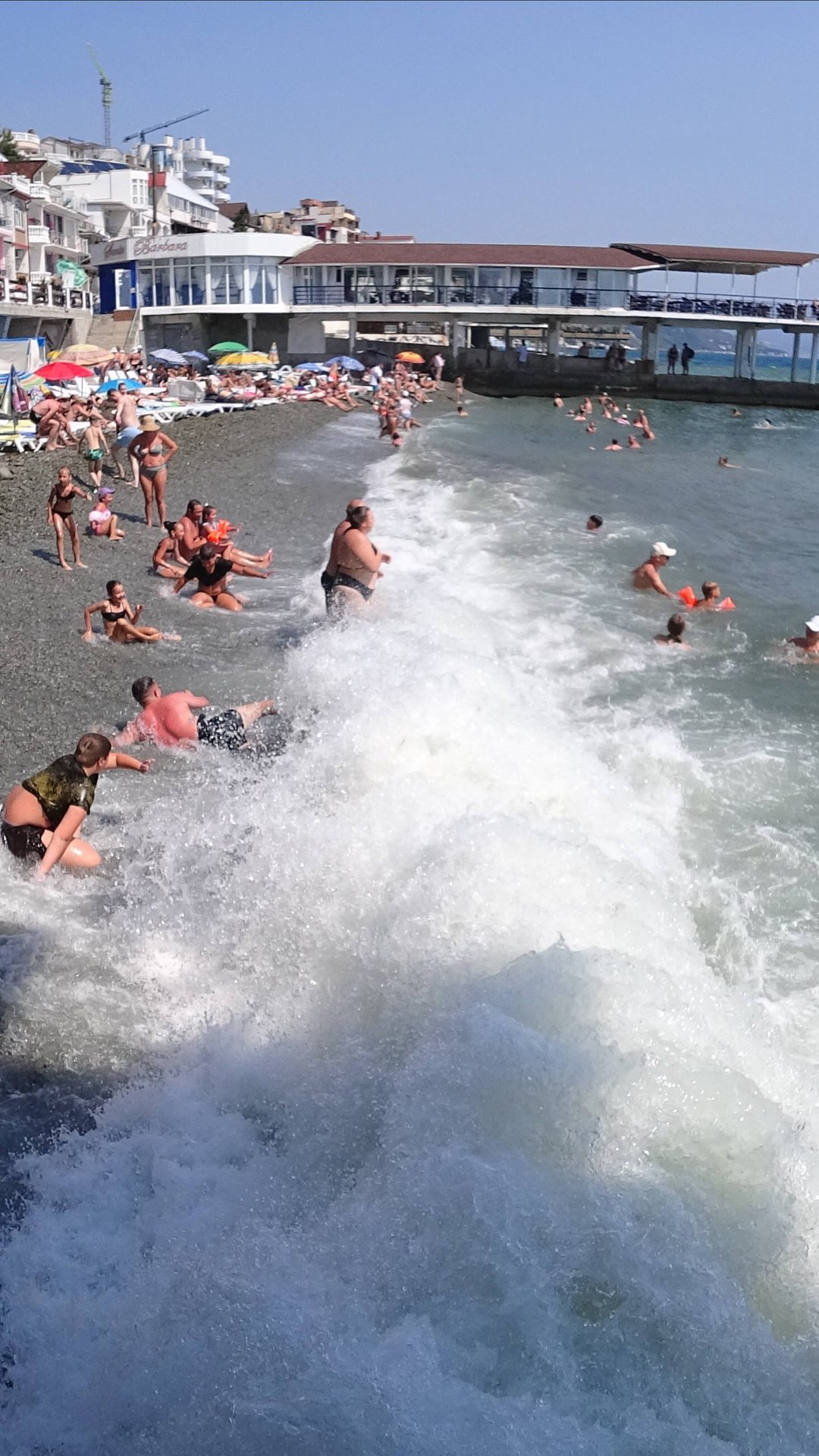 Море волнуется раз, море волнуется два. Шторм в Утесе