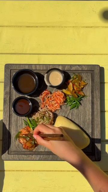 Нежные паровые булочки бао в баре «Вечно Молодой»