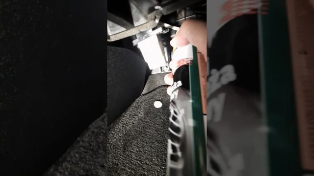 KIA Sorento 3 UM. Замена фильтра салона, чистка испарителя кондиционера, датчик температуры климата