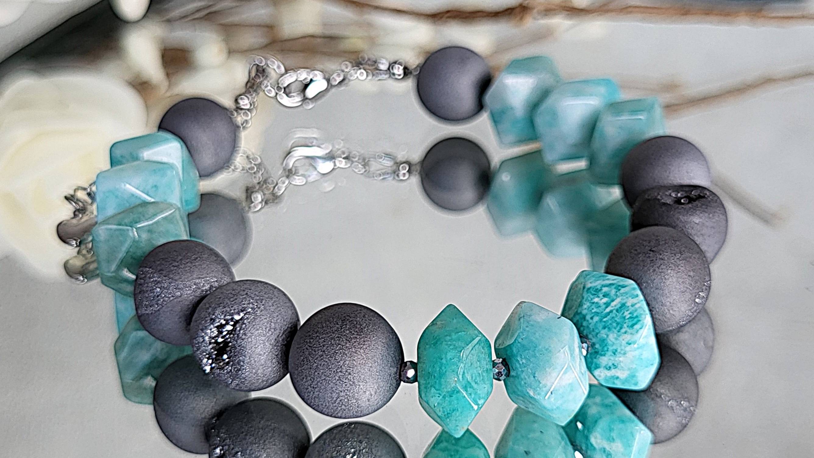 Браслет из амазонита, агата с друзой