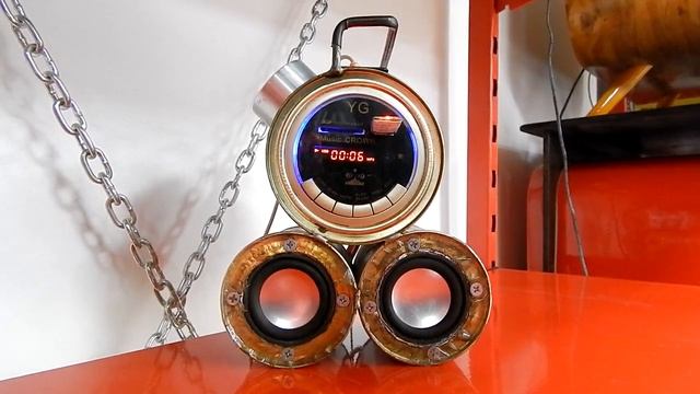 Самодельный Музыкальный центр из консервных банок