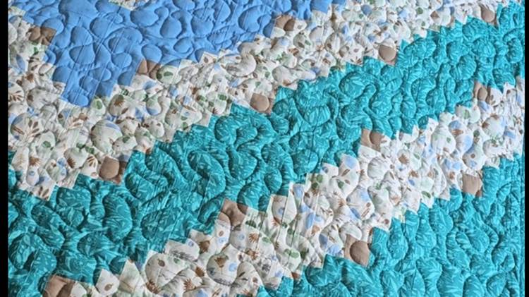 Нескучный пэчворк. Сборка лоскутного топа