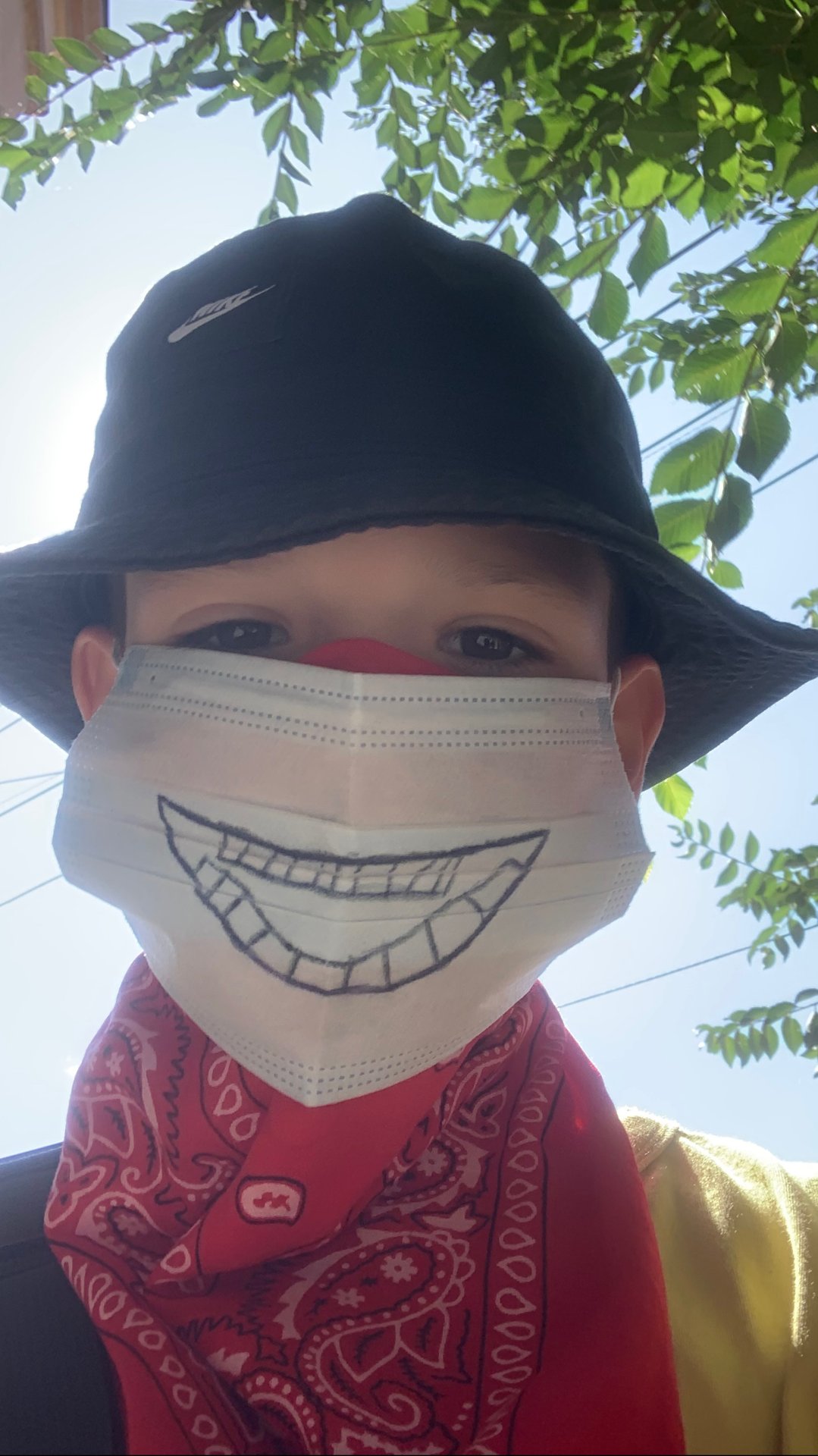 Стук в дверь