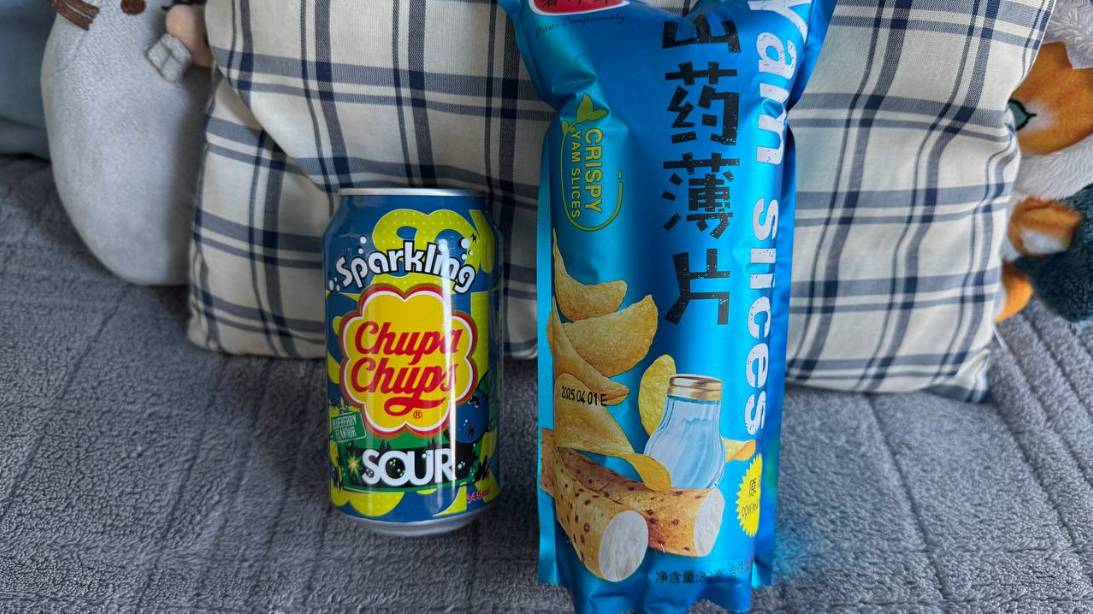 Пробую кислый Chupa Chups и Китайские чипсы!