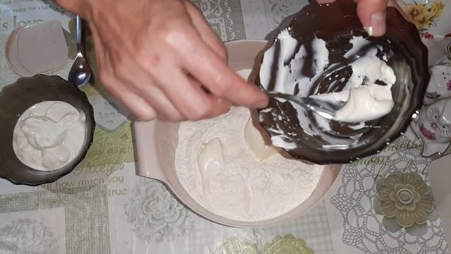 Питаюсь на донаты. День № 22 и 23.Крабовый салат, печенье на сметане