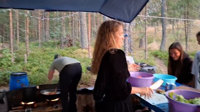 Готовим ужин. о.Кухка. 08.08.2025