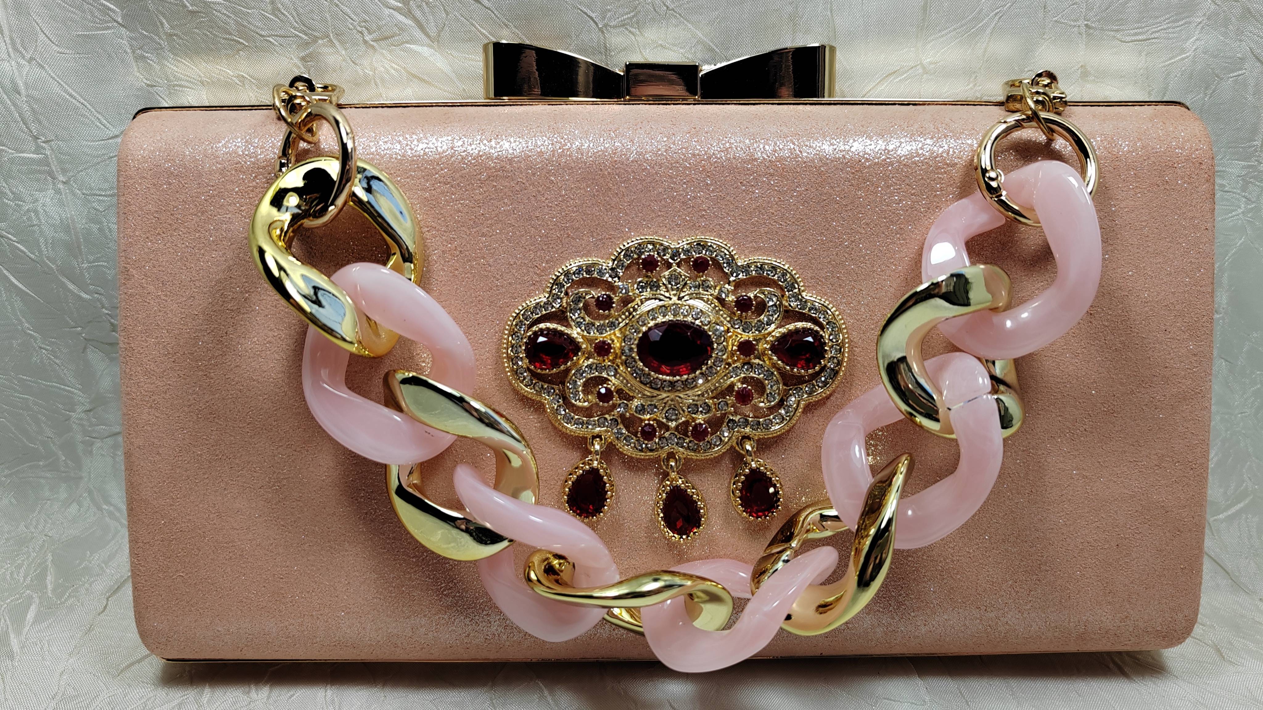 Клатч-бокс женский, вечерний. Изделия из кожи. СКСтиль. Видео обзор: Нежно-персикового цвета с ламин