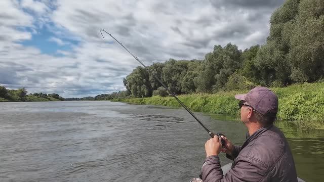 Ловля щуки на воблера, джерки. Ловля на пшеницу. Август. С ночёвкой.