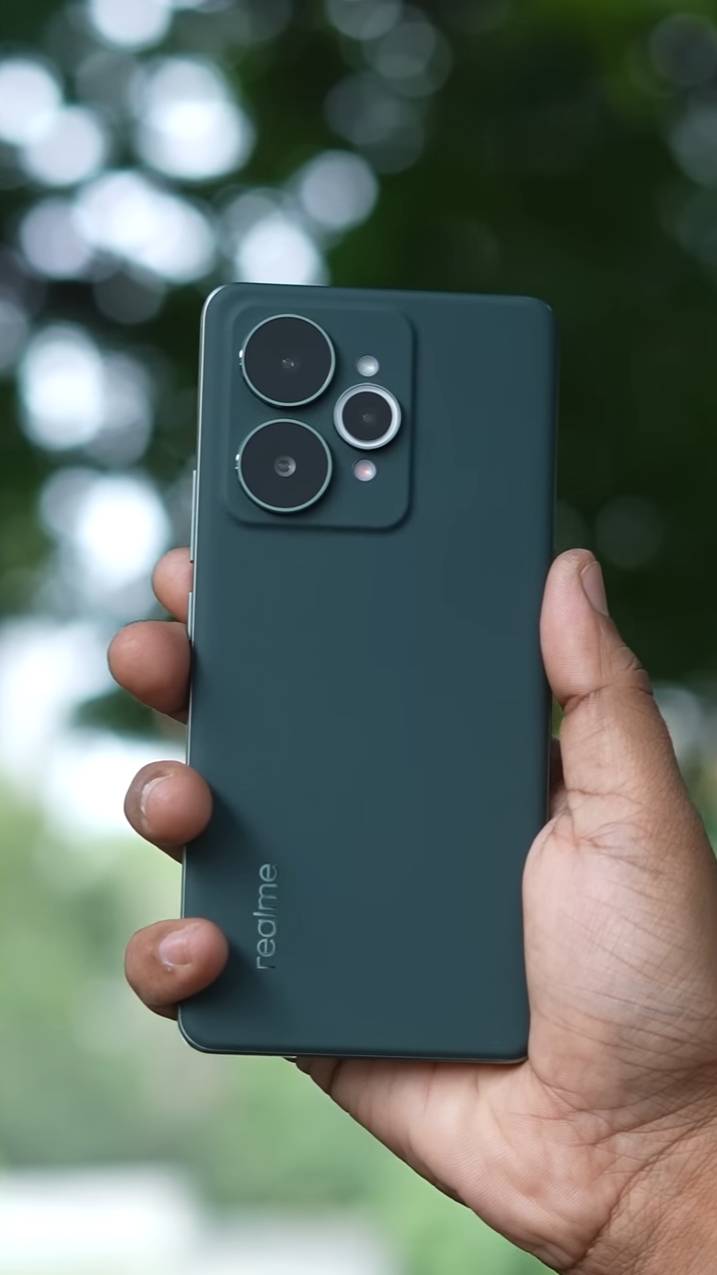 Realme 15 - Разоблачение ТОПА из поднебесной! 💥Что скрывает корпус за 18 тысяч😱 #Realme15 #shorts