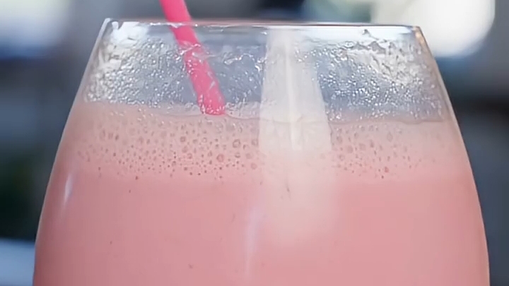 Фантастически вкусный Коктейль «Барбарелла»...🍹🍓😋