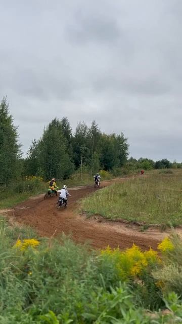 Школа мотокросса ZRT Тренировка поворотов