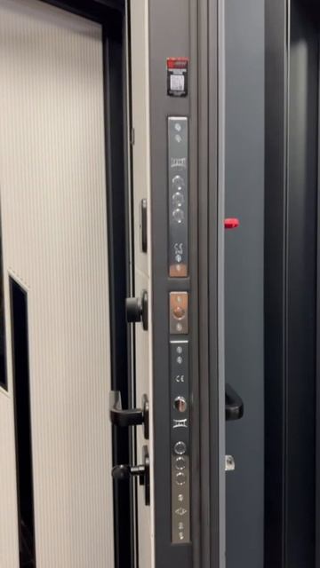 Входная дверь EVOLAB с повышенной шумоизоляцией - DveriLab ☎️ +7 (495) 015-00-10