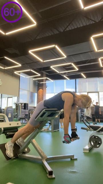 62года. Женская тренировка в зале