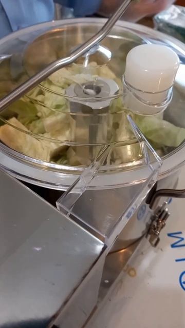 Kutter-hr-9viatto-rabota