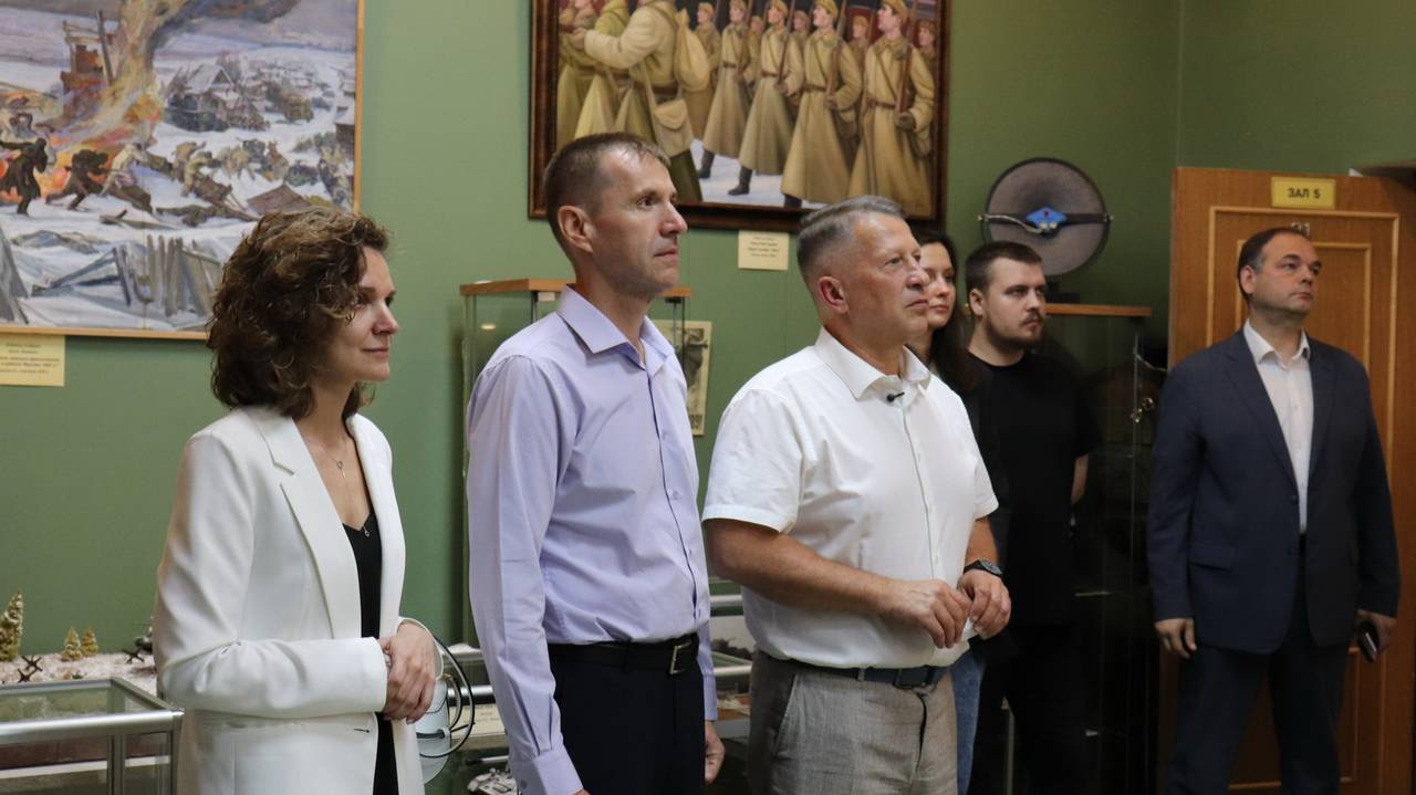 Глава Долгопрудного в музее