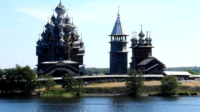 остров Кижи с теплохода "Генерал Лавриненков"