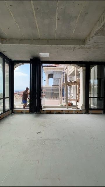 Демонстрация работы складной системы Solarlux Hihgline 6LR (система 2)